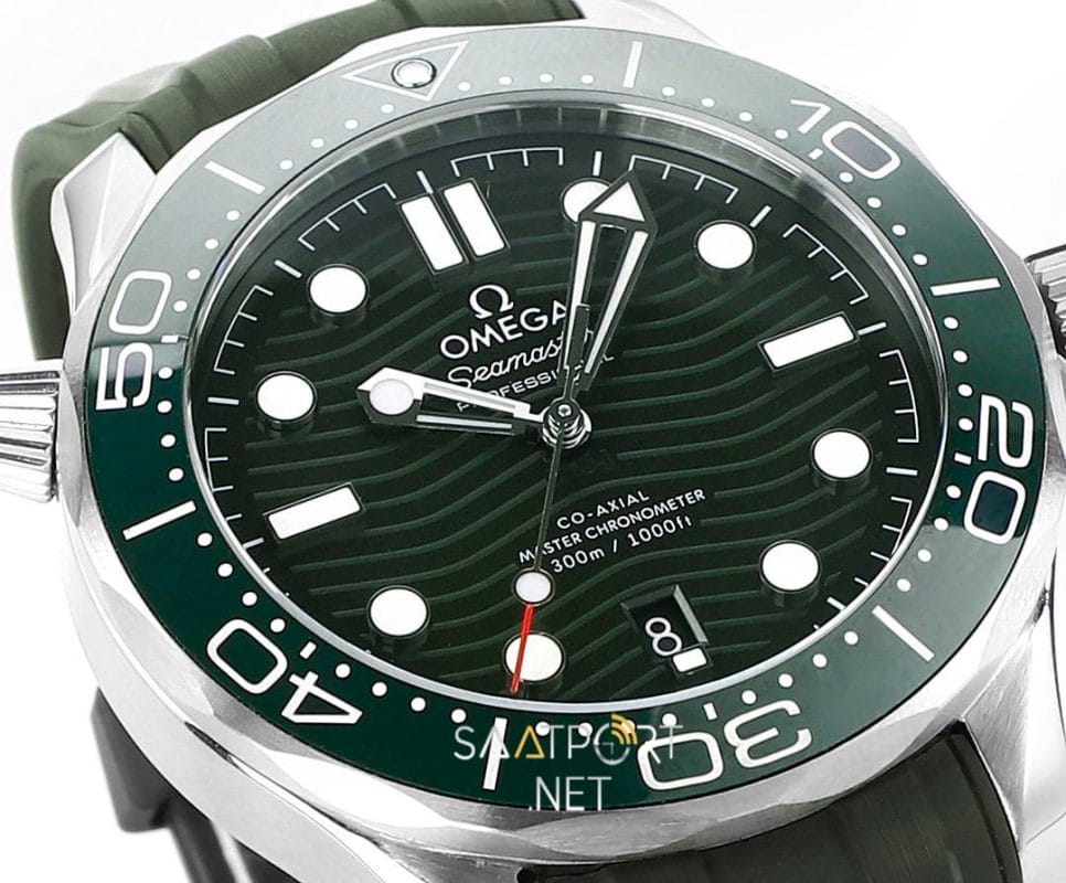 Omega Seamaster Diver 300M Green Rubber Super Clone Eta | ETA Saat ...